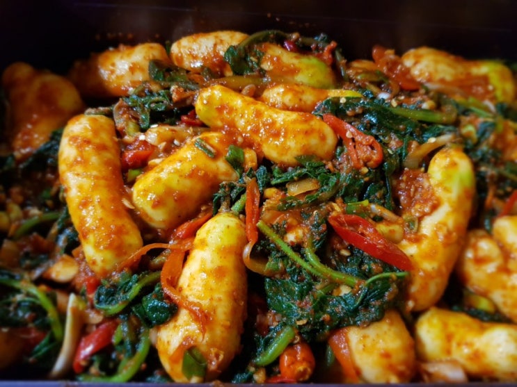 집밥 새우젖요리 - 텃밭솎은 알타리김치와 달달 칼칼한 맑은콩나물국이 만났어요😍 : 네이버 블로그