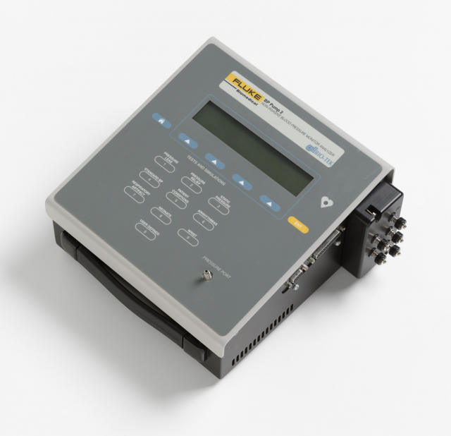 Fluke Biomedical BP Pump 2 Non-Invasive Blood Pressure Simulator (BP ...