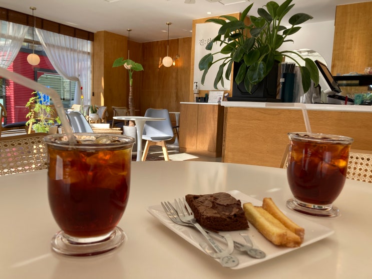 진주 카페, 신안동 진하다 : 네이버 블로그