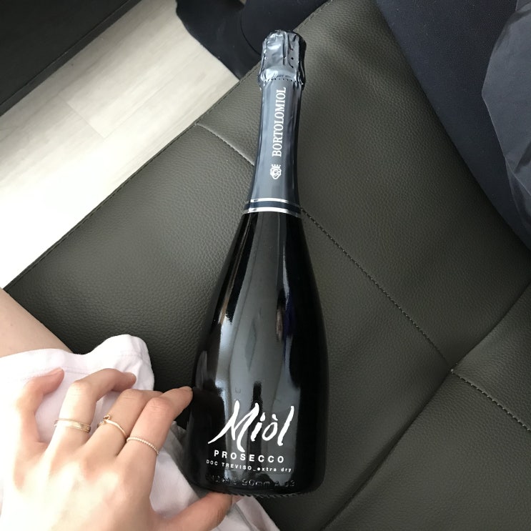 미올 프로세코 엑스트라 드라이 Miol Prosecco DOC Extra Dry : 네이버 블로그