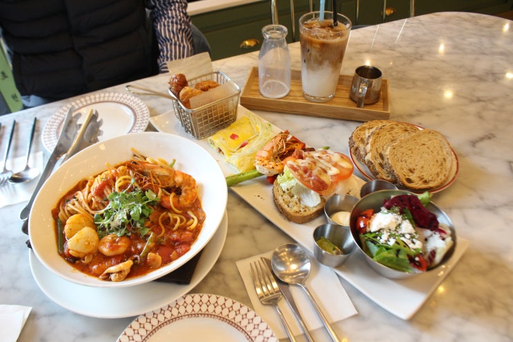 분위기 좋은 합정 브런치 맛집 배달도 되는 콘크리트 엔젤 네이버 블로그