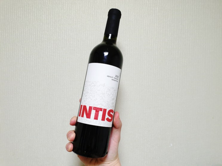음주잡담, 노브랜드 와인 :: 인티스 메를로 말벡(INTIS MERLOT MALBEC 2020) : 네이버 블로그