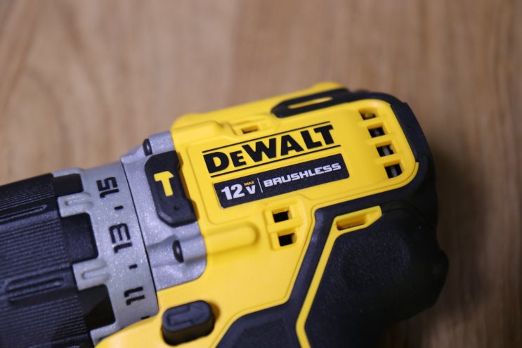 디월트 12V 충전식 해머드릴 (DeWALT DCD706) : 네이버 블로그