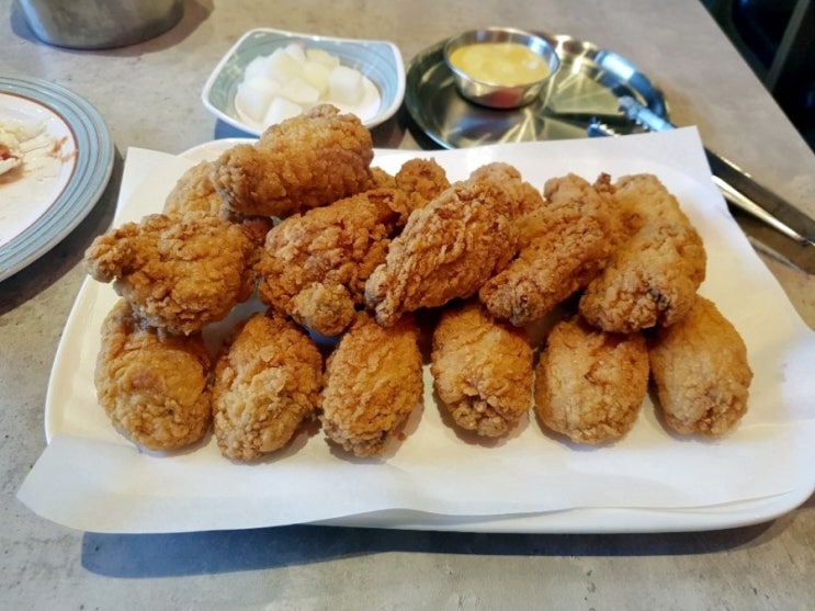 [치킨] - 충남/논산 'BBQ치킨 논산CGV점' 깔끔한 홀에서 즐기는 황금올리브! : 네이버 블로그