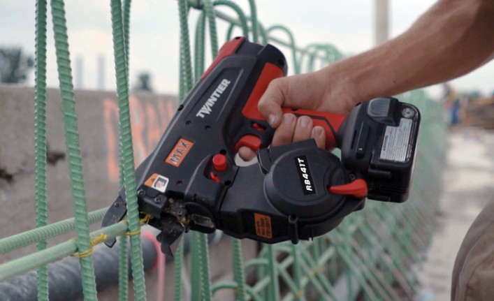 3명의 작업량을 이 하나로 하는 맥스(MAX) 자동 철근결속기 RB 441T 신형 vs 구형 완전분석해 드립니다~ : 네이버 블로그