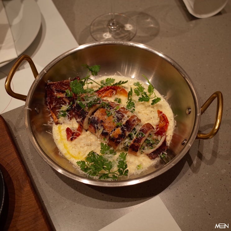 여의도 더현대서울 맛집 와인웍스 Wine Works 메뉴가격 브런치 다이닝 와인 네이버 블로그
