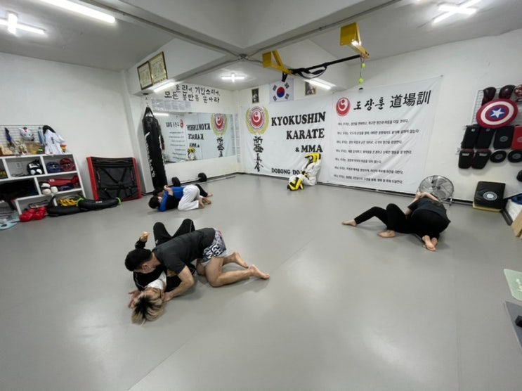 극진가라데 극진공수도 신극진회 극진공수도 도봉도장 그래플링 더미가 입관했어요~ 도봉구 주짓수 도봉구 레슬링 도봉구 종합