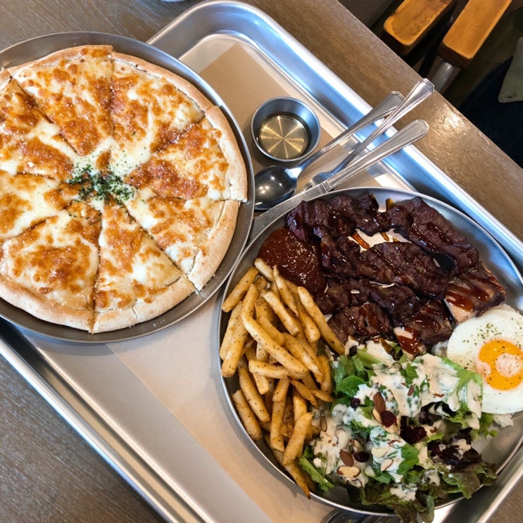 [그냥 심심해서 올리는] 4/9금 ️ : 네이버 블로그