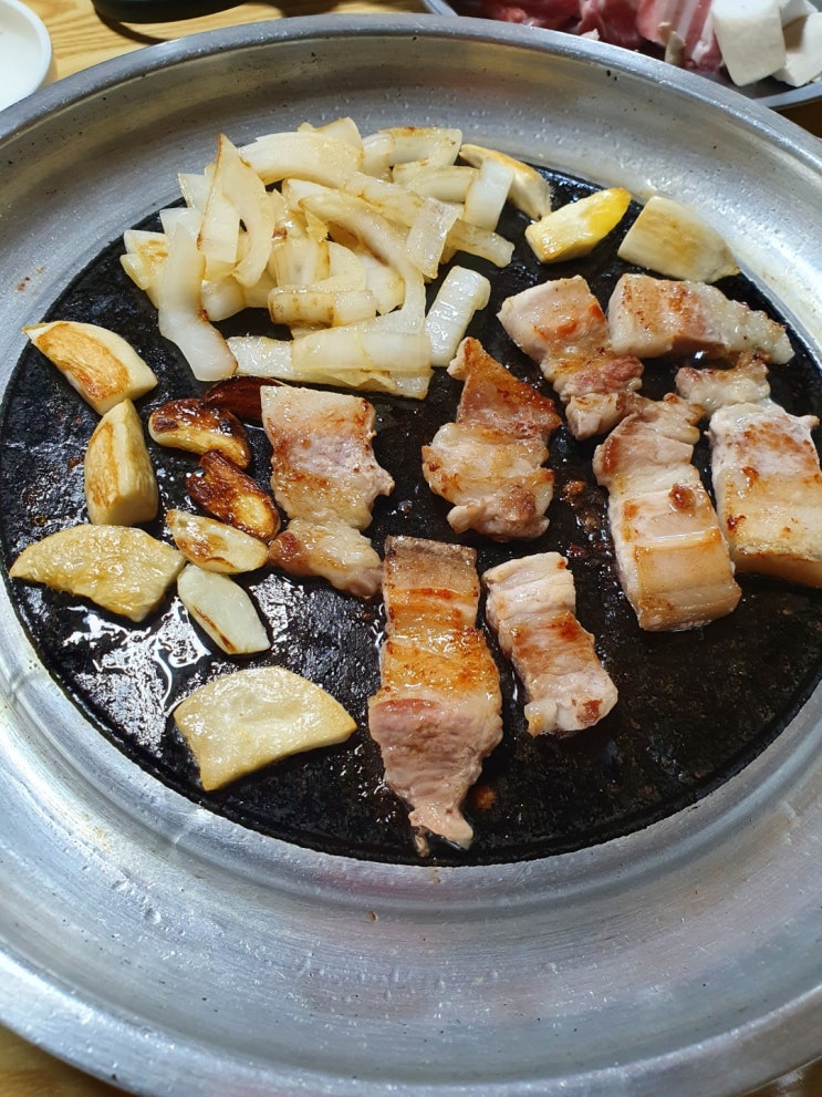 천안 성정동 노포 국내산만 취급하는 돌판 삼겹살 맛집 청룡식당 본점 메뉴추천메뉴판가격영업시간주차맛 솔직후기 삼겹살