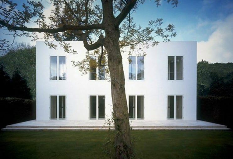 O.M.웅거스의 "특징이 없는 집". house without qualities, cologne, germany, O.M ...