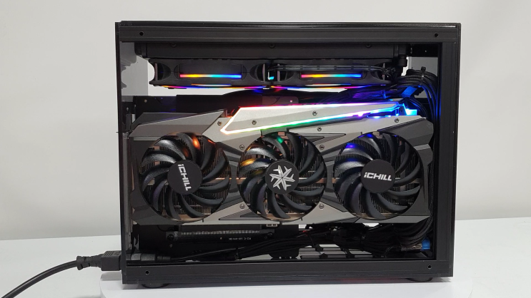 미니 케이스 ITX GEEEK A60 PLUS 라이저케이블,RTX 3080,5600X,B550i,커세어 SF750W,지스킬,삼성 ...
