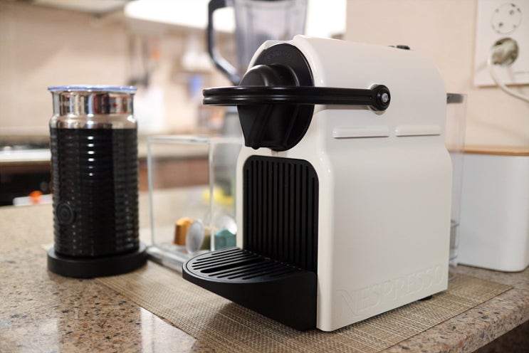 네스프레소 이니시아(Nespresso INNISIA) 커피머신 사용기 및 세팅 방법 : 네이버 블로그