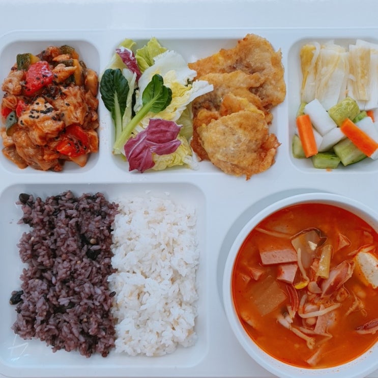 단체급식 메뉴모음5월신메뉴구내식당 레시피부대찌개바베큐치킨채소볶음동태전채소피클만들기식단일기 네이버 블로그