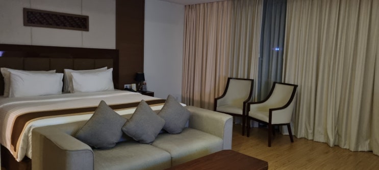 [인도네시아] Cikarang 격리 호텔 JAVA PALACE 리뷰 : 네이버 블로그