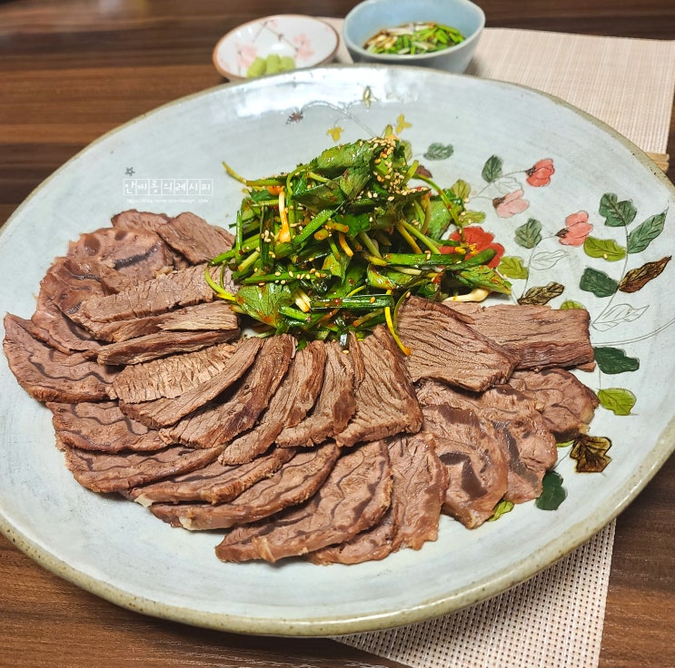 소고기 양지수육 과 아롱사태 찜 다양한 한우 부위로 맛있게 요리해요 네이버 블로그