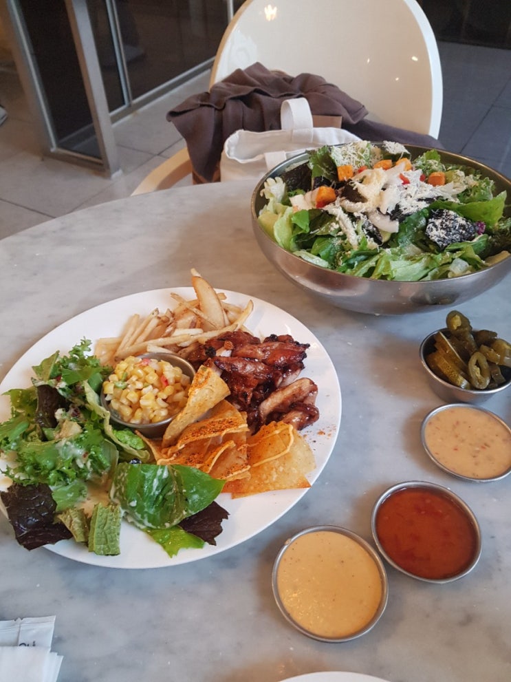 동대문 맛집동대문역 맛집동대문 현대시티아울렛 맛집 미즈컨테이너 동대문점 Feat 샐러드 스파게티 하프 플레이트