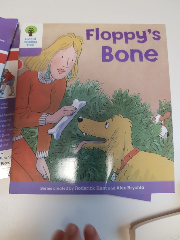 평일아빠숙제(2021.05.20) ORT 1+ Floppy's Bone & 책 읽고 제목쓰기 : 네이버 블로그