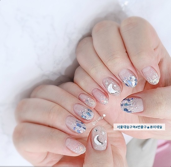 펄그라데이션네일자개네일서울대입구역네일샵서울대입구역네일서울대입구네일서울대입구네일샵봉천동네일이달의아트젤아트이벤트웨딩