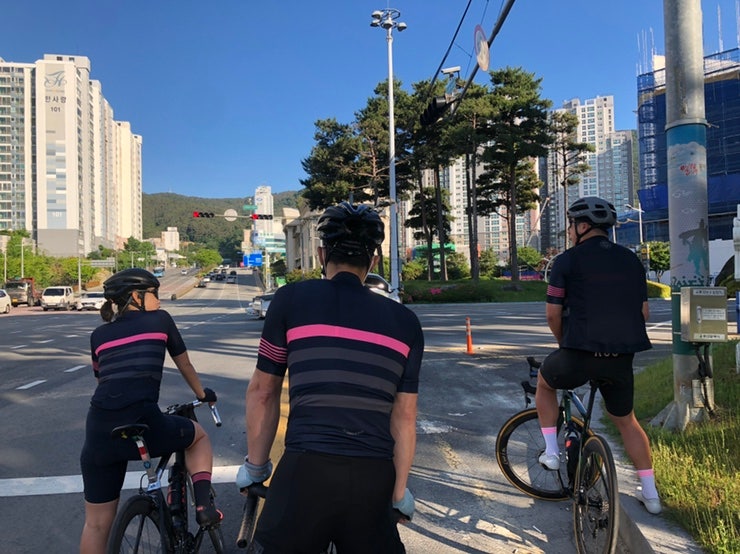 RCC New kits (RCC women’s proteam jersey & Proteam lightweight gilet ...