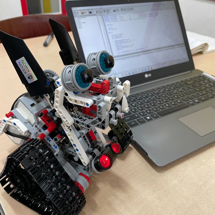 RobotC언어 EV3)Znap(즈냅)수업모습 : 네이버 블로그