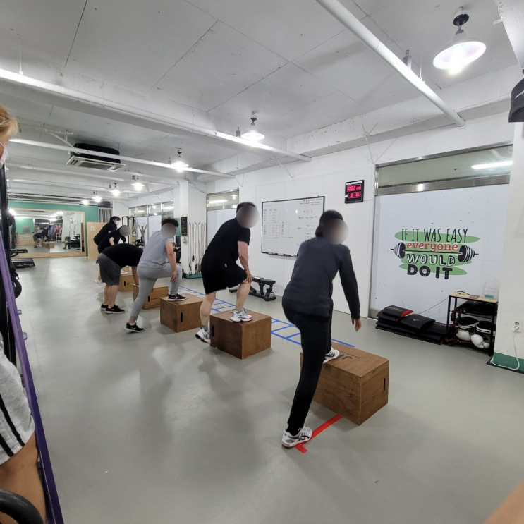 온양 모종동 풍기동 권곡동 다이어트복싱 크로스핏 헬스 여름운동 취미 근력운동 동호회 체지방감량 근력증가 체력훈련 공무원준비