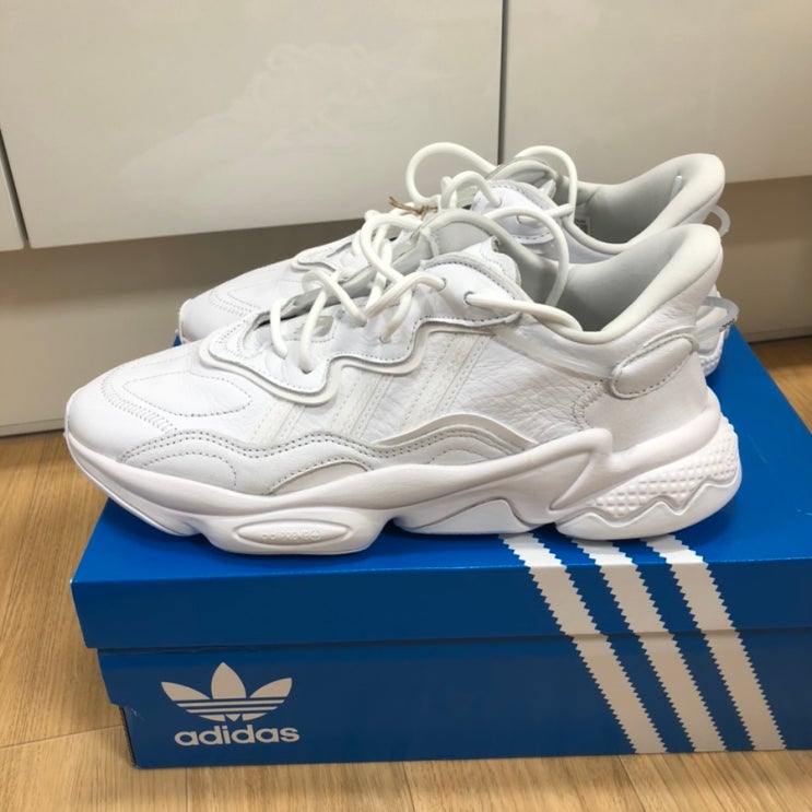 아디다스 오즈위고 화이트 EE5704 사이즈 265mm 후기 : 네이버 블로그