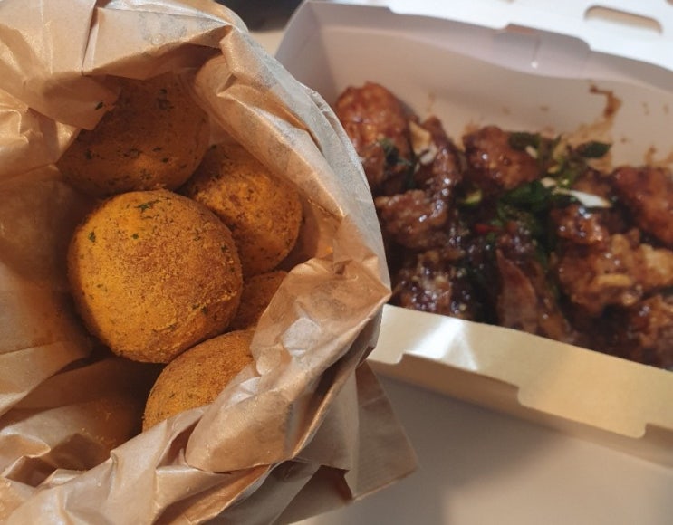 Bhc치킨 맛초킹 콤보 뿌링클 치즈볼 조합 후기 네이버 블로그