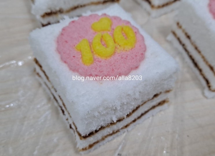 전주떡집 ♥ 인후동떡고을 ♥ 꿀설기와 사색경단 꿀설기와 꿀떡으로 구성한 예쁘고 맛있는답례떡 2구 백일 답례떡
