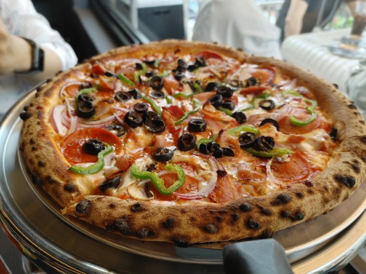 서울용산용리단길 범스피자bums Pizza 피맥하기 좋은 수제 피자 전문점 할리마요윙할리피뇨 마요 치킨윙은 달콤