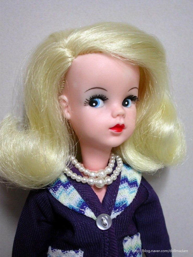 VINTAGE NEW LOOK SIDE PART SINDY DOLL (1968) : 네이버 블로그