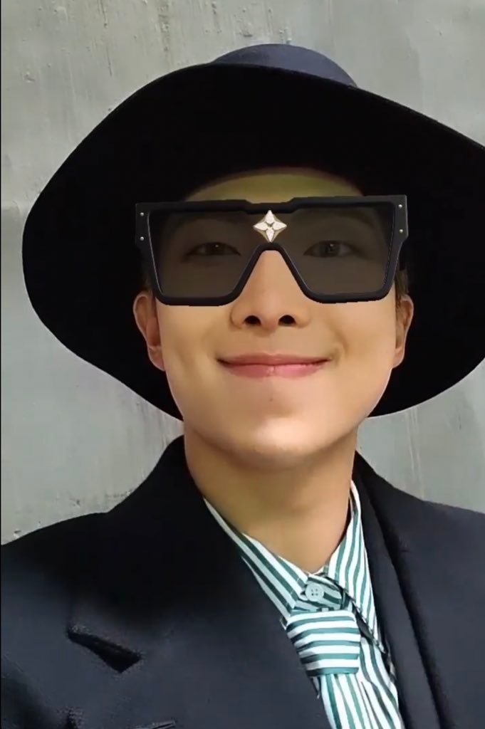 방탄소년단 RM x Louis Vuitton : 네이버 블로그