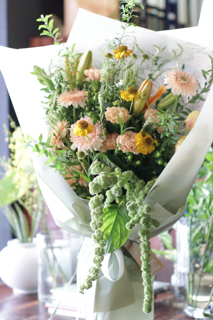 Arm Bouquet 일방형꽃다발 만들기 졸업식꽃다발 디자인 블레스유플라워 네이버 블로그