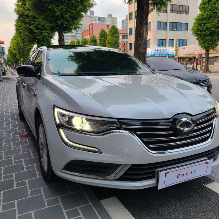 [고카팩토리] SM6 인증받은 H7 LED교체후 도장같은 블랙PPF 루프스킨 입히고, 포인트로 사이드미러까지 - 세련미를 가득 머금다. : 네이버 블로그