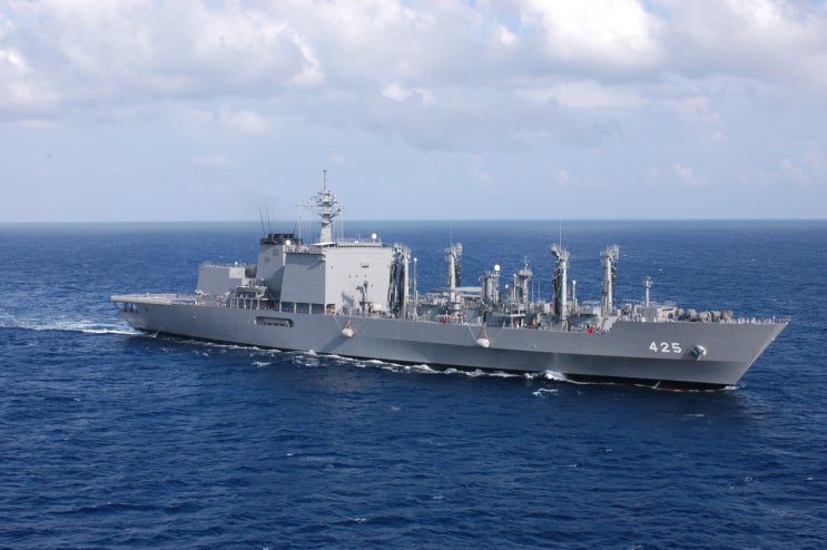 마슈급 군수 지원함 - Mashu Class Replenishment Ship : 네이버 블로그