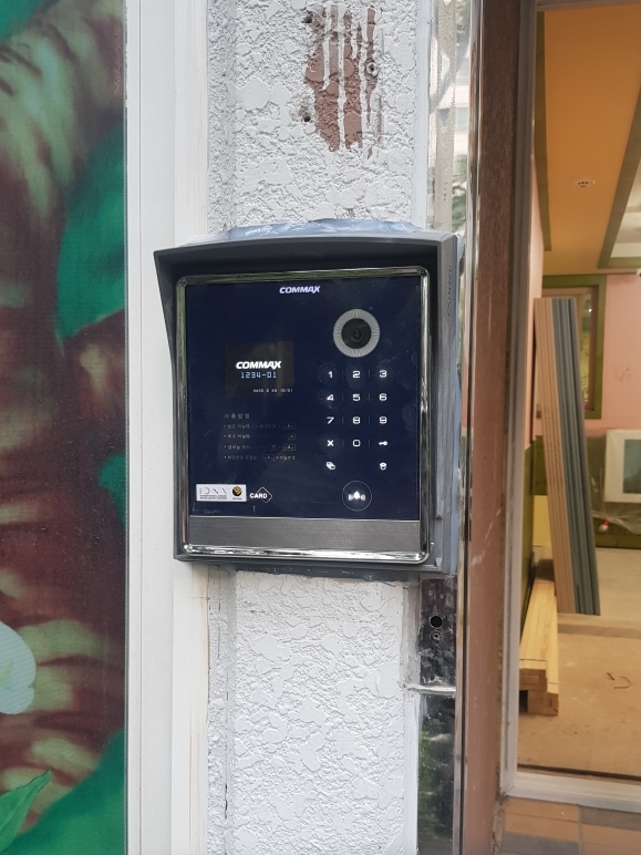 [서울 마포구] 유치원 리모델링 / 코맥스 로비폰 DRC-703LC / 코맥스 비디오폰 CAV-43MG / 신규설치 : 네이버 블로그