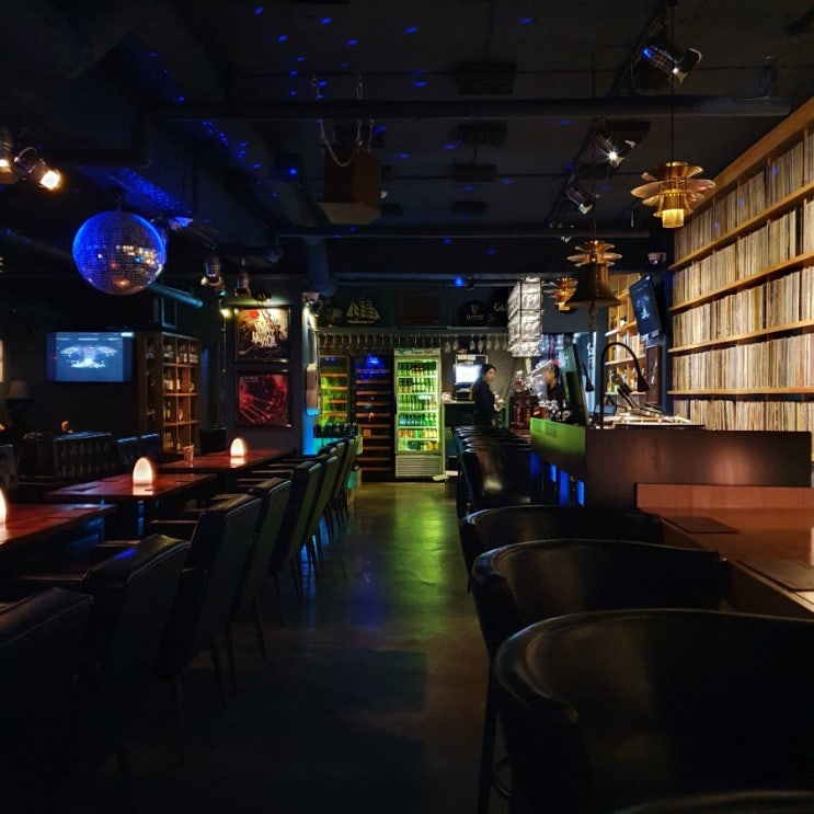 [강남]분위기 씹어먹은 LP BAR : 제플린 : 네이버 블로그