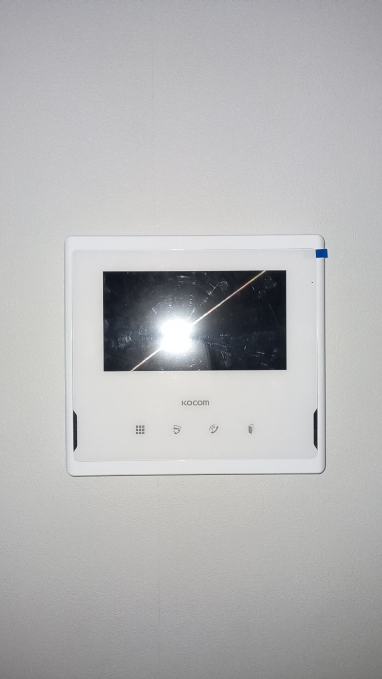 연수구 동춘동 현대1차아파트 코콤비디오폰설치 아나로그방식 kcv-s701 7인치 비디오폰 비디오폰마감판 열쇠마트 디지탈번호키 동춘동 인터폰 비디오폰 솔리티도어락 : 네이버 블로그