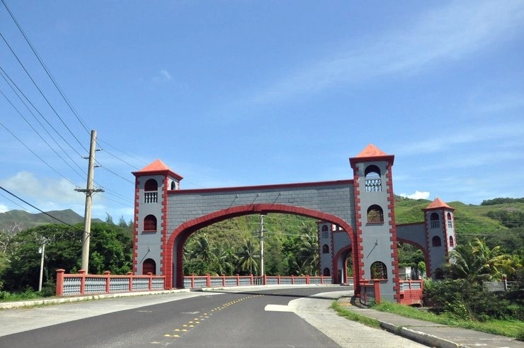 [괌여행#39] 우마탁 다리, 괌 남부투어⑦, 차 타고 쓱 지나가면 끝(Umatac Bridge)! : 20190811 ...