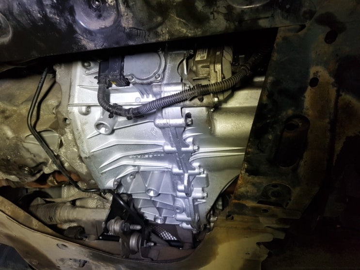 QM3 건식DCT미션 주행중 (기어빠짐, 시동안됨 ) (창원마산)솔로몬오토미션수리전문 : 네이버 블로그