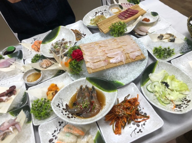 여수 한정식 분위기의 횟집 산해진미돌산공원 근처 코지호텔리조트여수맛집가야밀면뷰맛집 모이핀 네이버 블로그