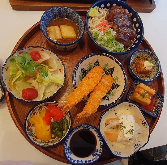 남편과데이트둔산동 가정식스테이크맛집 미도인 스페셜한정메뉴체험 미도인구첩반상 네이버 블로그