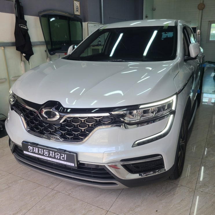 부산 QM6 자동차유리 교체 보험수리로 깔끔하게 시공한 업체{ 사상 형제자동차유리} : 네이버 블로그