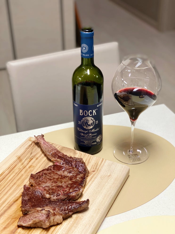 헝가리 레드와인 추천 복 메를로 2015 Bock Villany Merlot : 네이버 블로그
