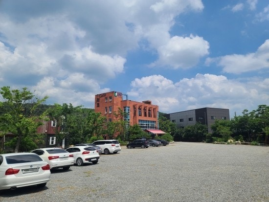 용인에 있는 애견동반 카페 쿠데타는 캠핑 체험이 가능한 캠프닉 카페이다 네이버 블로그
