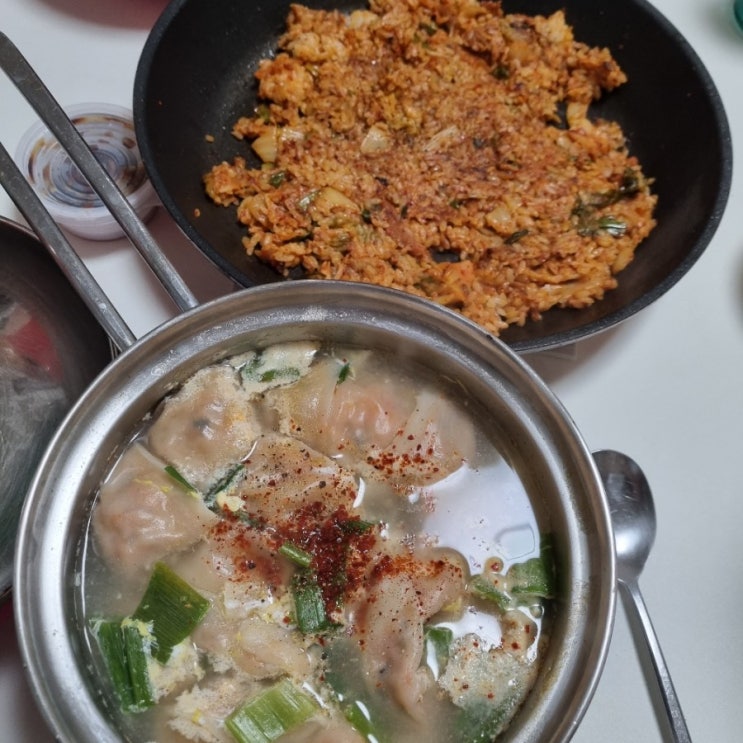 사골분말만있다면 초간단한 만두국 +김치볶음밥(버터) : 네이버 블로그