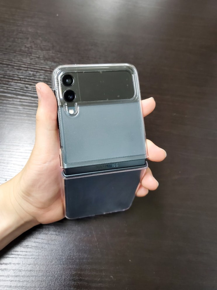 갤럭시 Z 플립3 빅쏘 레빅 스킨 투명 케이스 : 네이버 블로그