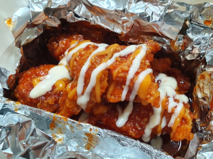 우만동치킨 후라이드참잘하는집 킹트리플양념치킨 소스 추가로 먹는 꿀팁 + 사이드메뉴 미니핫도그 : 네이버 블로그