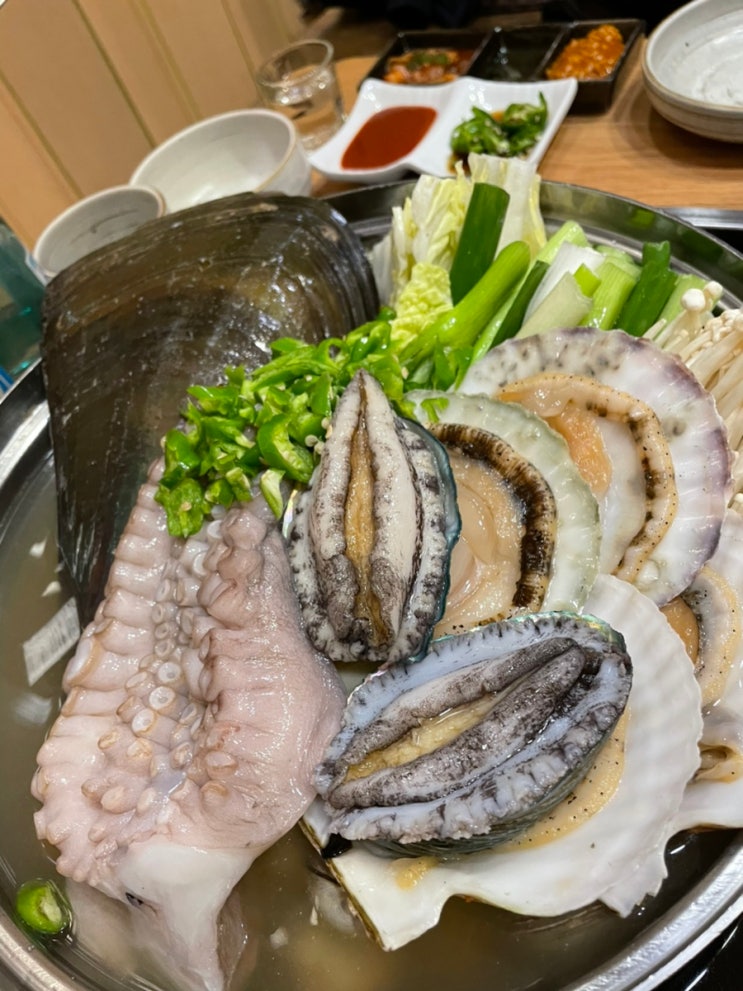 진천청주왕족발 족발튀김 보쌈족발맑은문어탕 4팀회식날 뽀지게 먹어보는 보양식단 진천마사지 왕추천 네이버 블로그