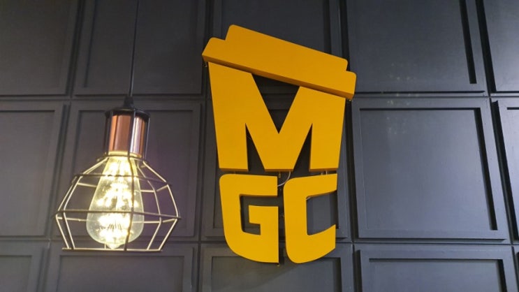 메가커피 MEGA MGC 제주서홍점 : 네이버 블로그