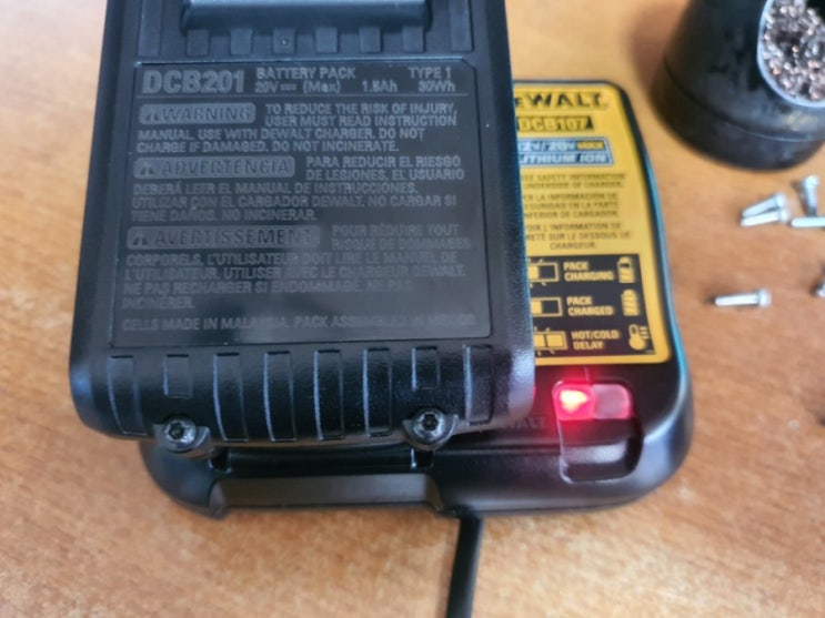 디월트 충전기 dcb107 수리 및 220v 개조 완료 : 네이버 블로그